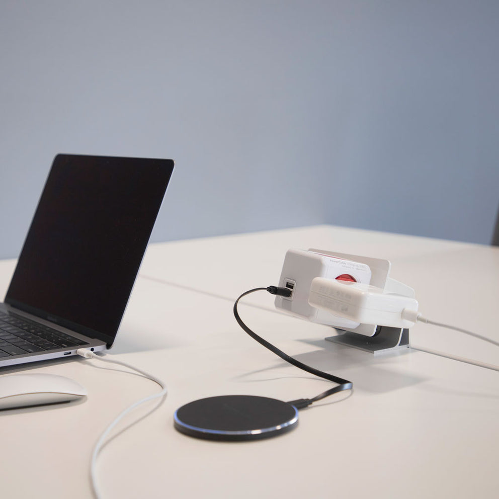 PowerCube-Cubic shaped 2 USB and 4 outlet plug-OriginalUSB – DesignNest.US